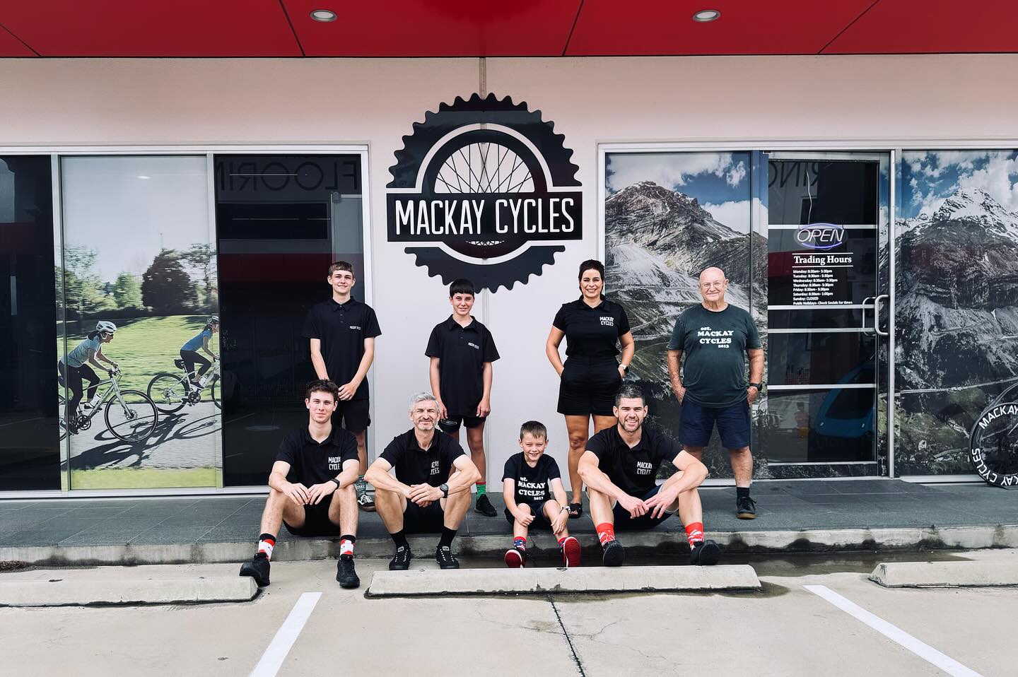 Merry Christmas!! 2023 – Mackay Cycles